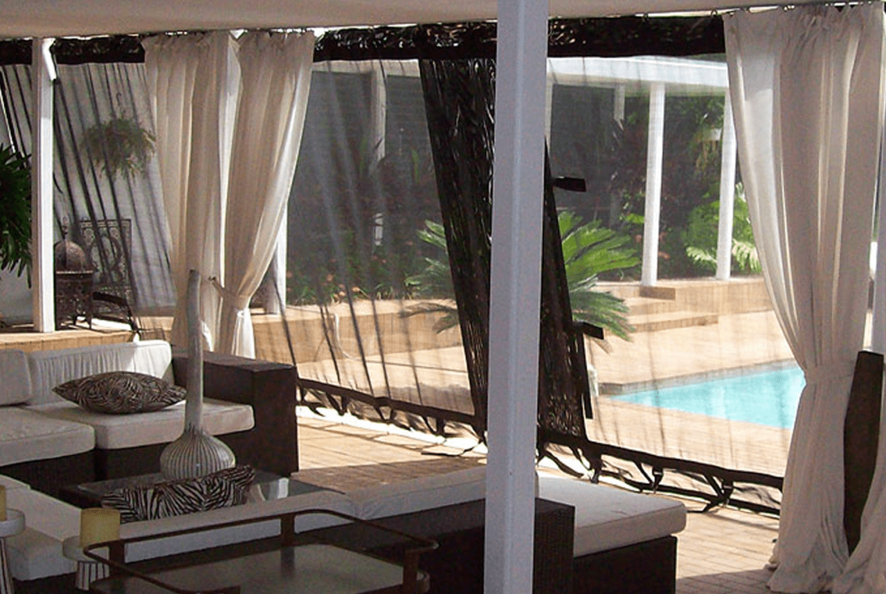 Armor Screen Retractable Screen | Gulf Coast Shutter